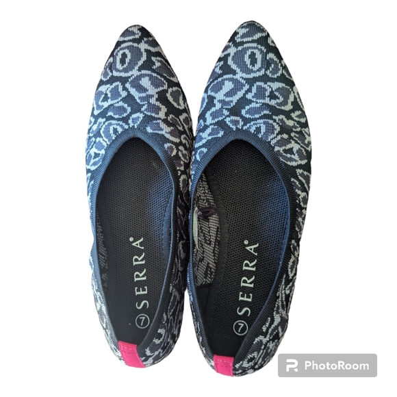 Serra | Shoes | Womens Size 7 Serra Black And Gray Animal Print Flats ...
